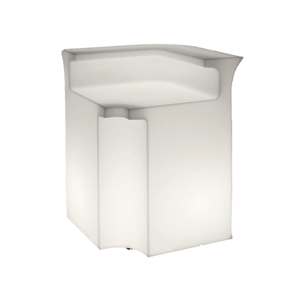 Break Corner - Slide Design - Courthouse Interiors